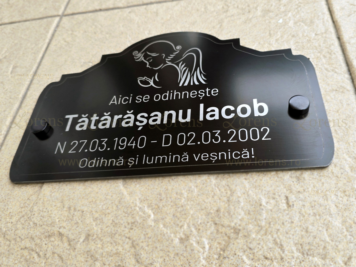 Placute funerare si placi cruci mormant cimitir monument marmura granit