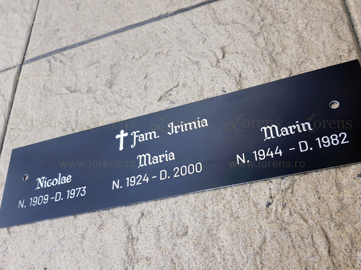 Placute funerare si placi cruci mormant cimitir monument marmura granit