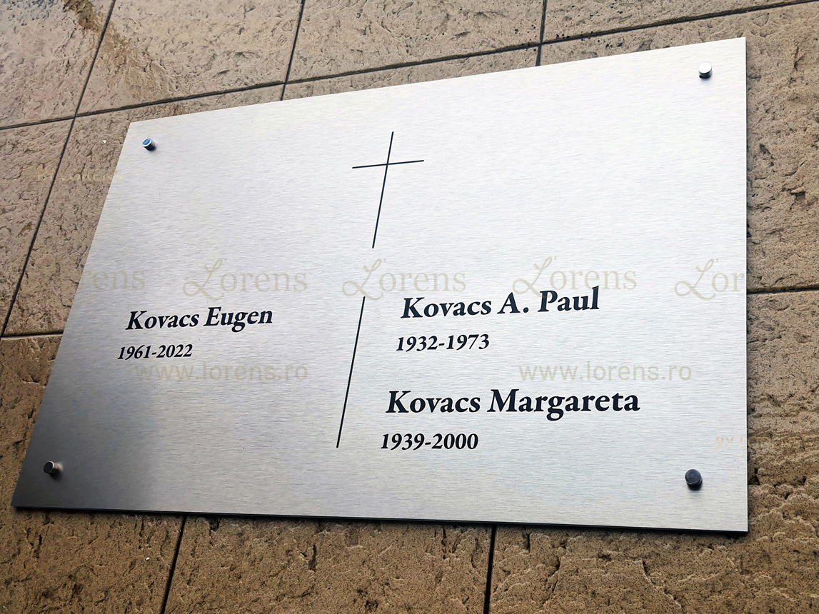 Placute funerare si placi cruci mormant cimitir monument marmura granit